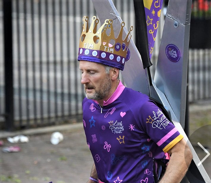 Local Superhero Returns for EIGHTH Event! - Manchester Marathon