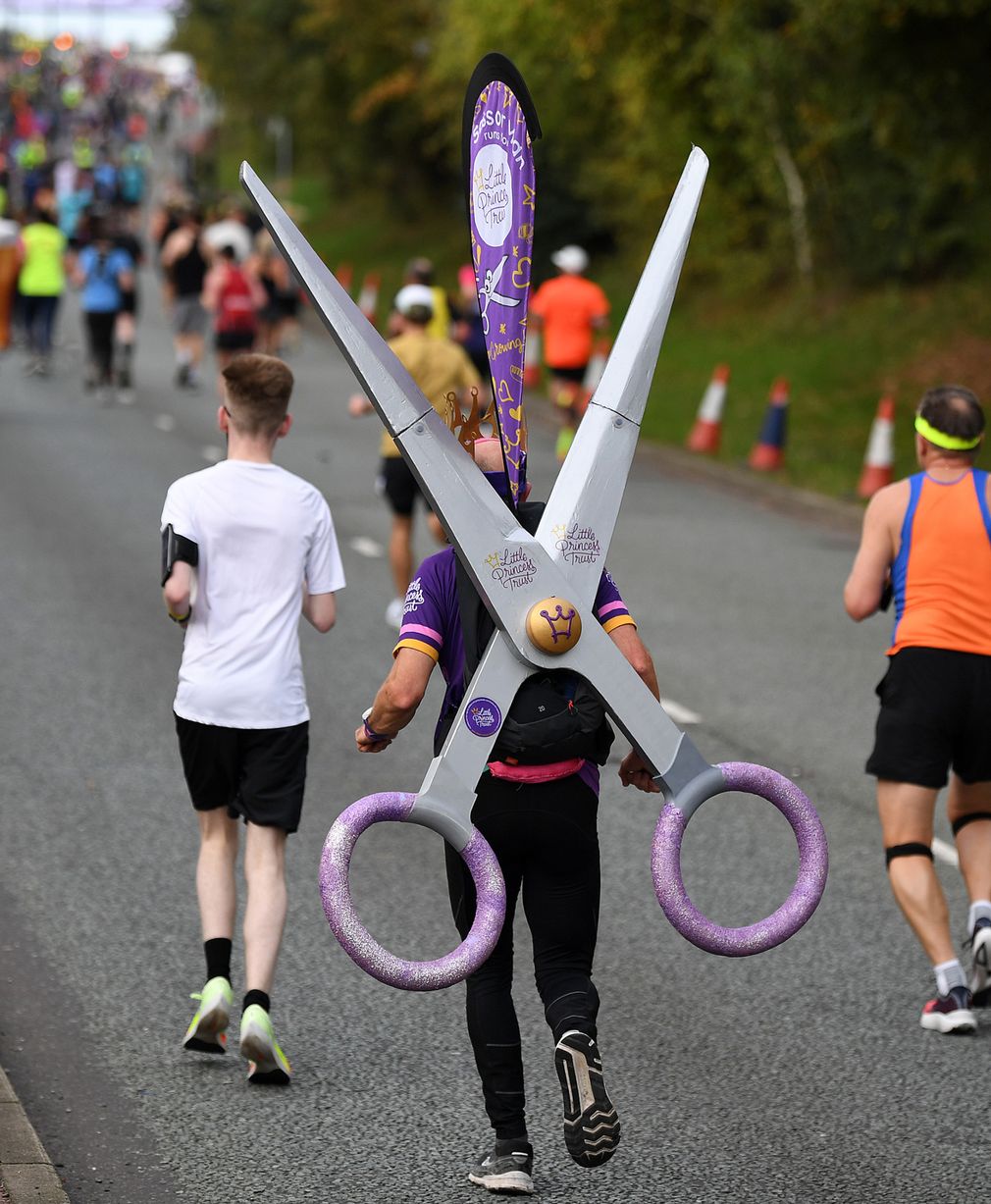 Local Superhero Returns for EIGHTH Event! - Manchester Marathon