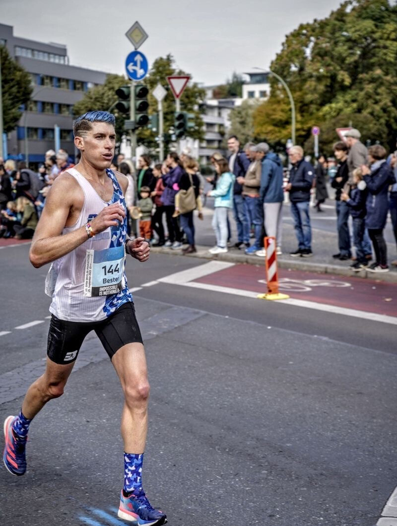 WHAT TO EAT BEFORE AND DURING A MARATHON WITH NICK BESTER - Manchester ...