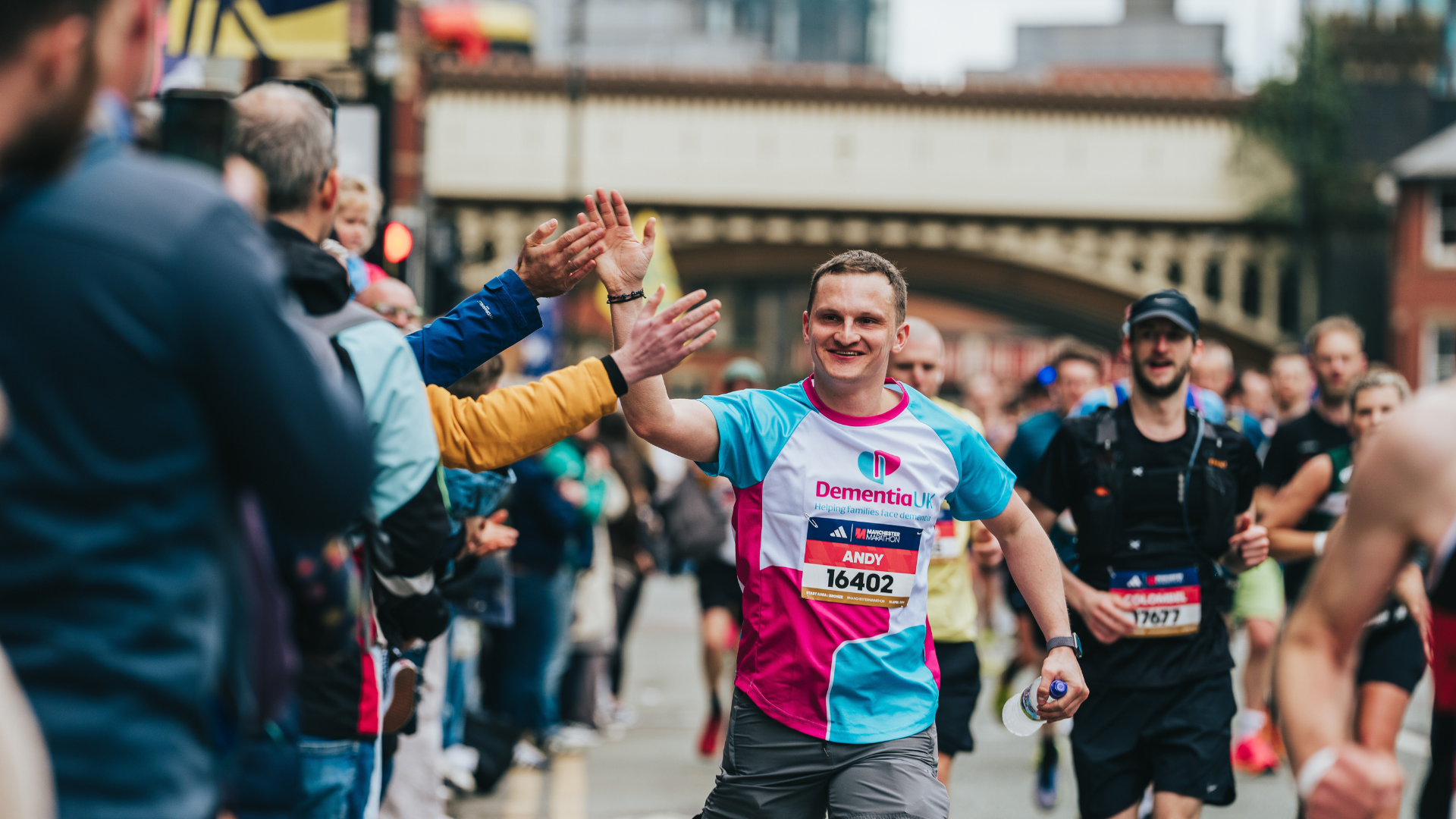 SHARE YOUR PICTURES AND WIN - Manchester Marathon