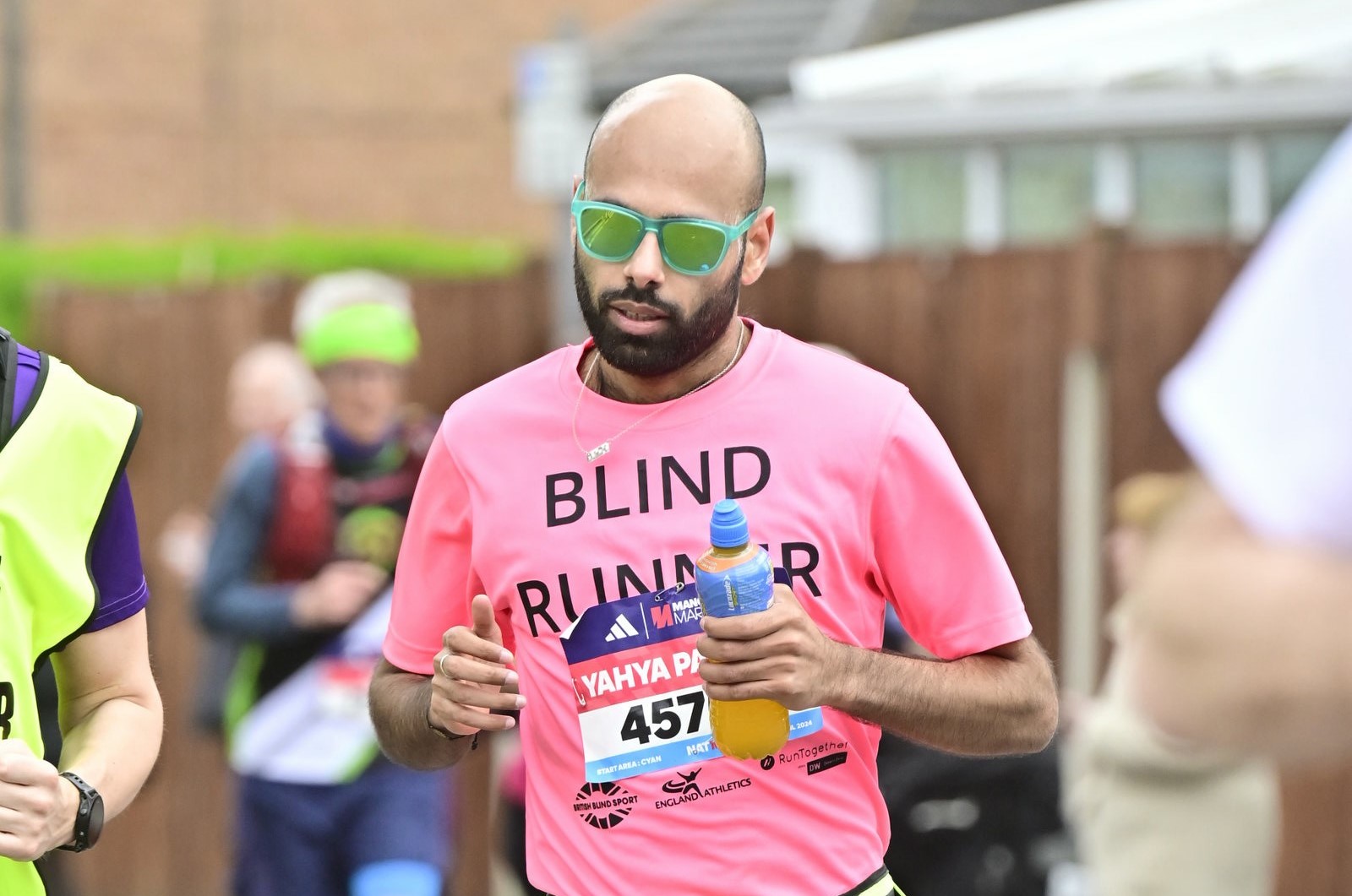5 INCREDIBLE PEOPLE WHO TOOK PART - Manchester Marathon